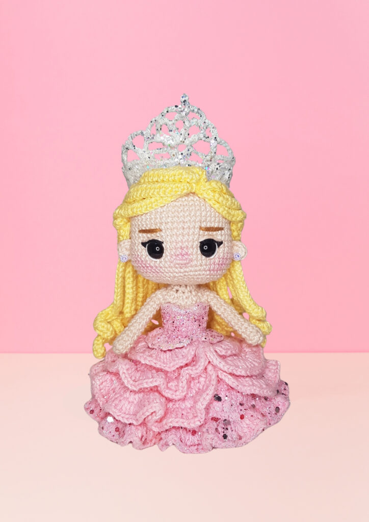 Elphaba & Glinda amigurumi patterns (Wicked) Bosquegurumi